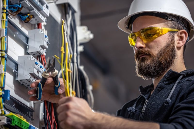 Common Electrical Panel Problems and Solutions – Zungo